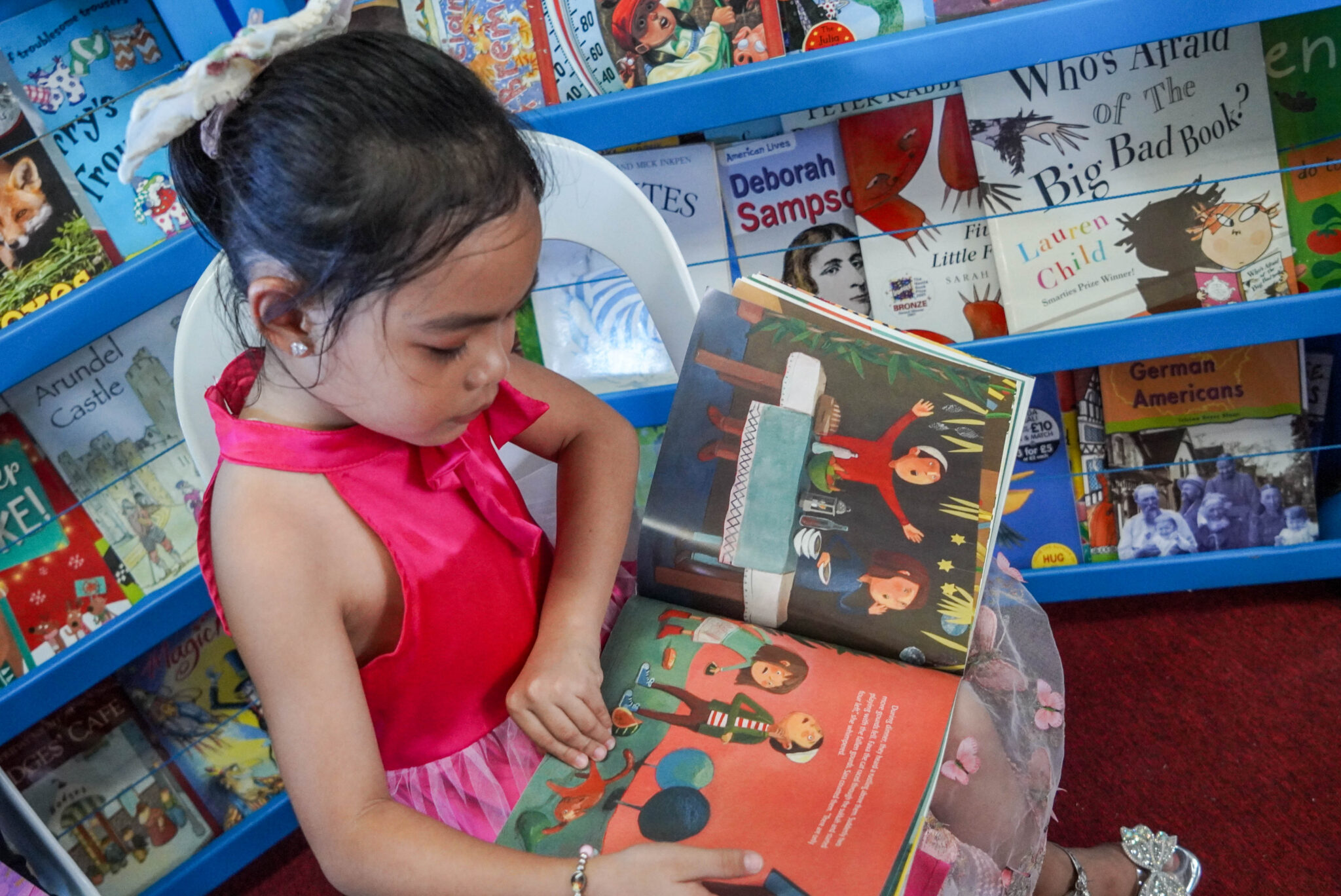 Mobile Libraries: Bringing Books Closer to Oslob Learners - RAFI